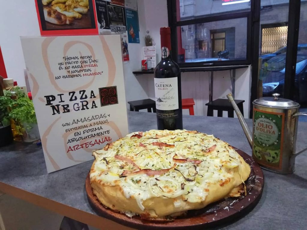 Pizza Negra